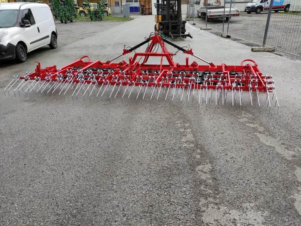 Stekro Wiesenegge mit Striegel 8mH - Landtechnik Hohenwarter - Qualität ...